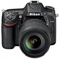 51 zaostřovacích polí, absence OPLF filtru a | CZC.cz